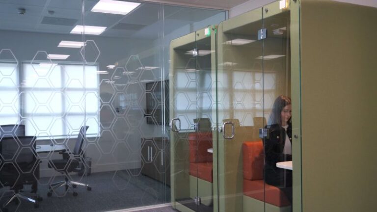 How to Prevent Double Booking Meeting Rooms - Freespace